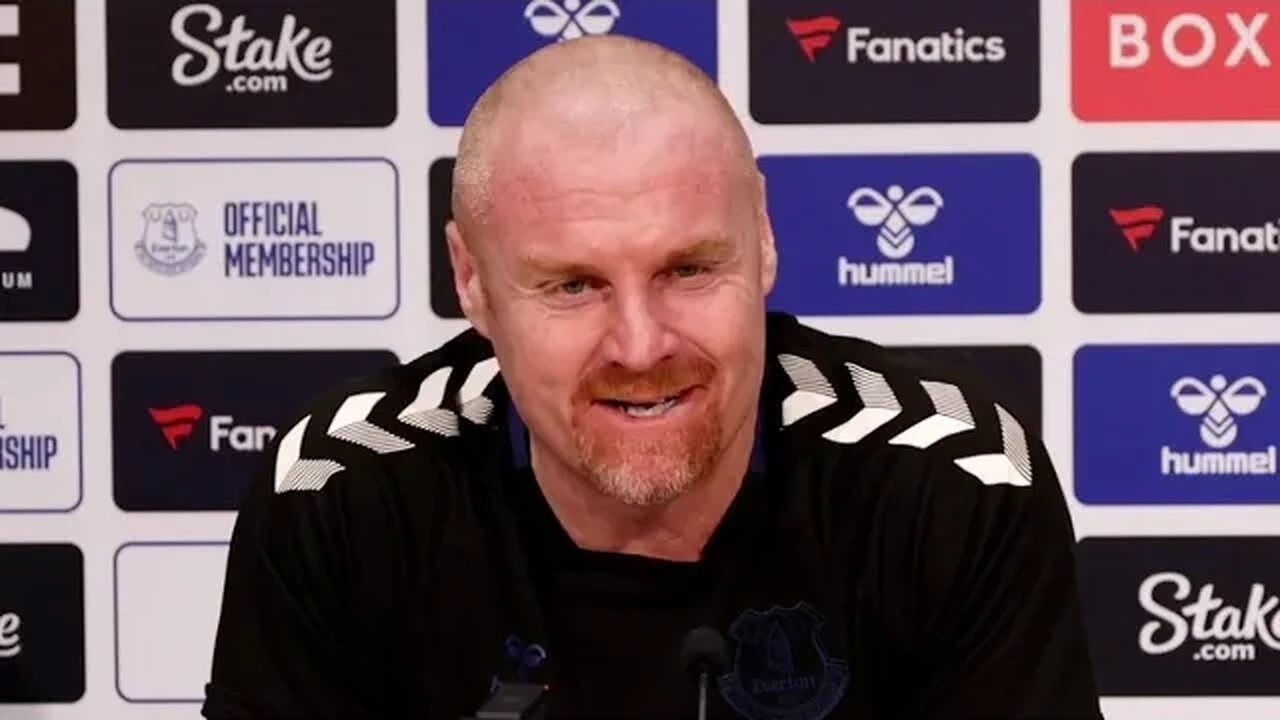 'Jurgen Klopp 2021 spat was nothing! He didn't like MY COAT!' 😂 | Sean ...