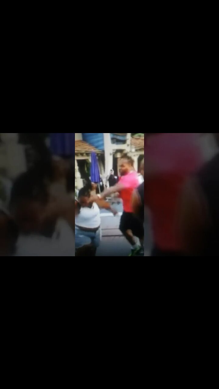 Avery Robinson aka The Woman Beater at Disneyland Toontown Only Gets 6 ...