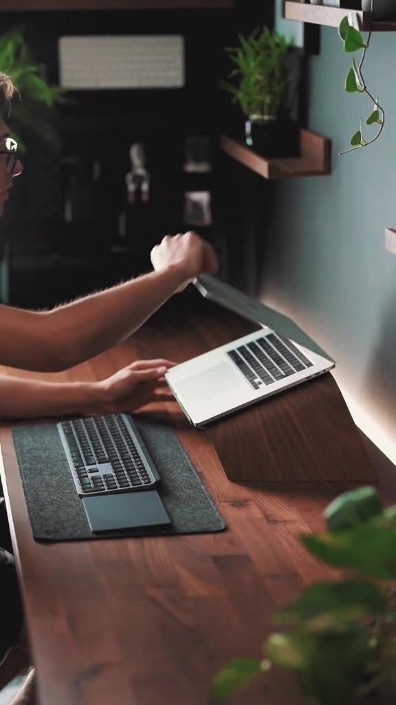 Simply Productive: How to Set Up a Streamlined Workstation