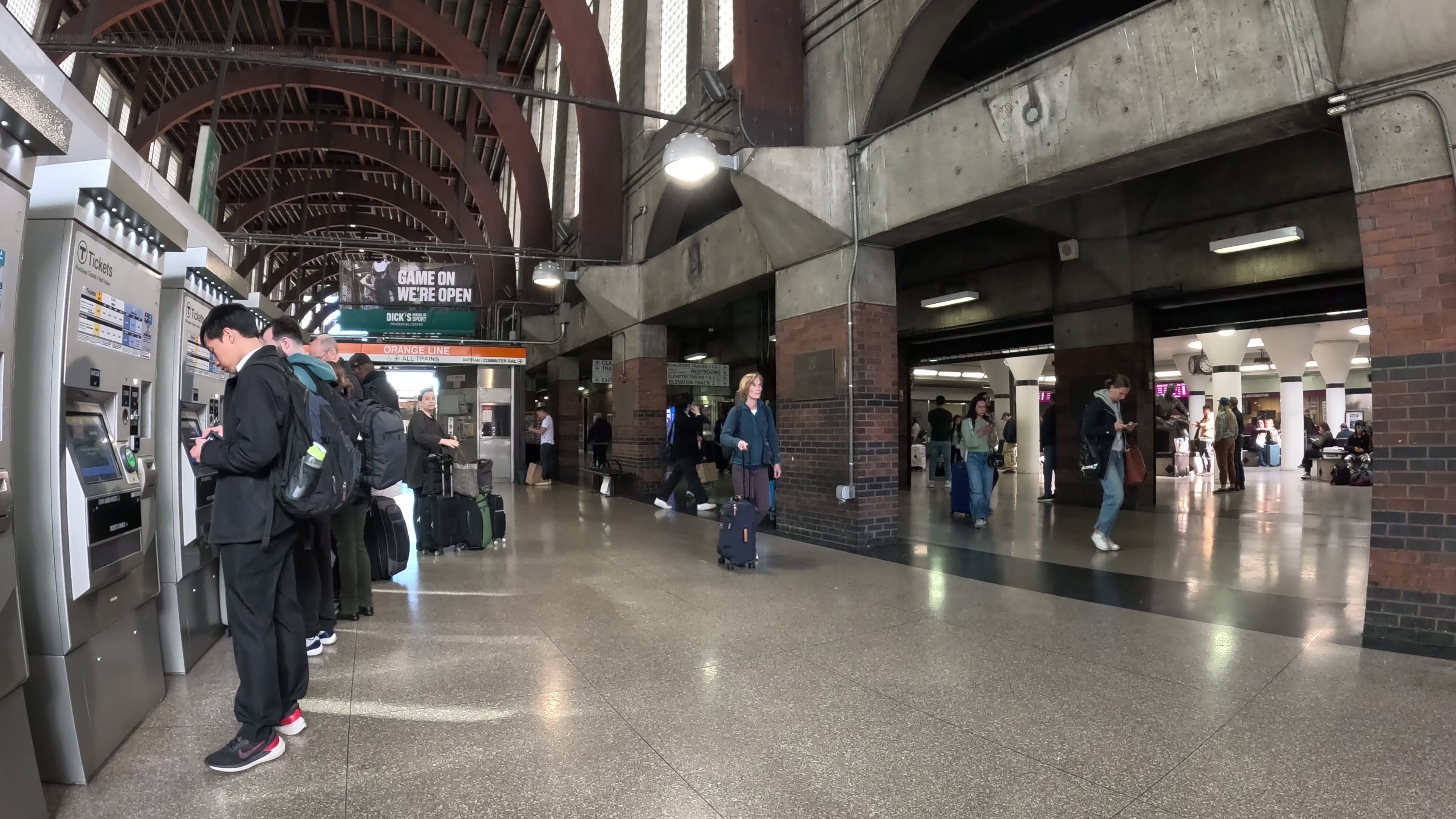 BOSTON Back Bay STATION 💥👀☄️😯boom boom Orange LINE Amtrak ACELA ...
