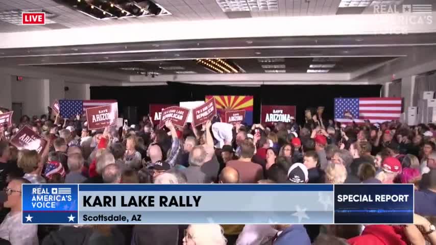 Kari Lake speaks out against the media during AZ rally, crowd erupts in ...