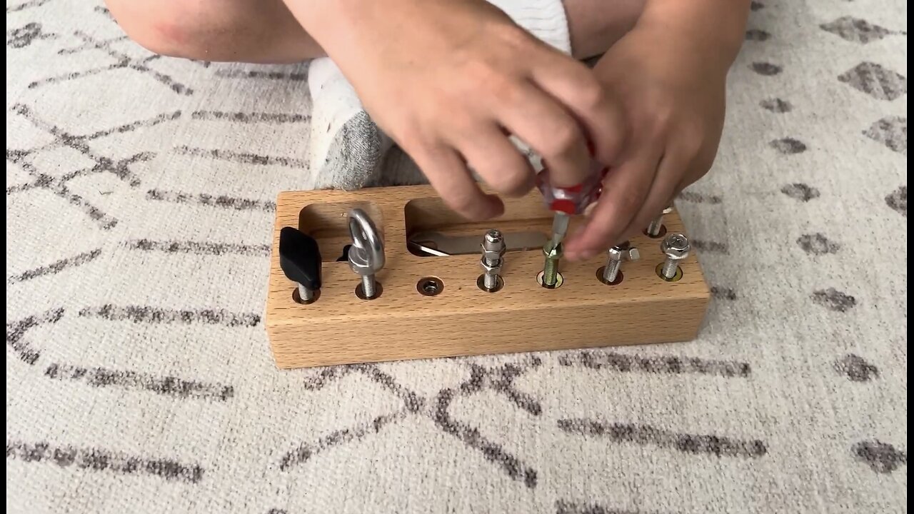 Montessori Screwdriver Board, Kids Wooden Toys, Fine Motor Skills ...