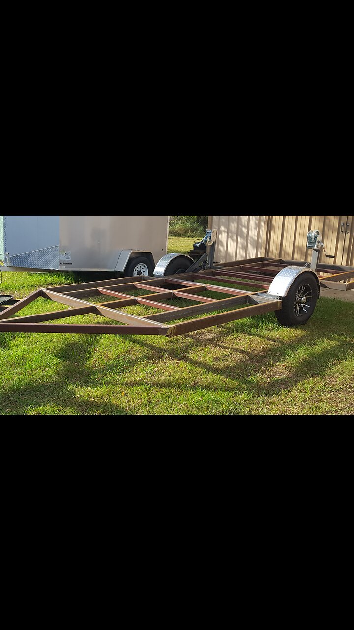 Unreal Ice Fishing House: See the Process Building This Incredible ...