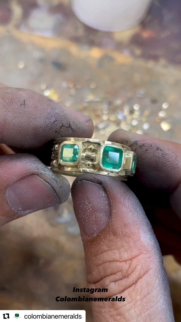 Hand Making emerald three stone mens band ring 14K yellow god how it’s ...