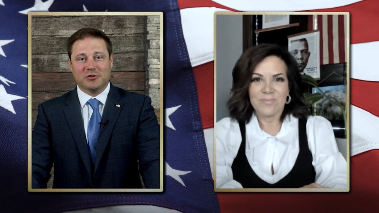 Sportscaster Michele Tafoya walked away from a successful career to ...