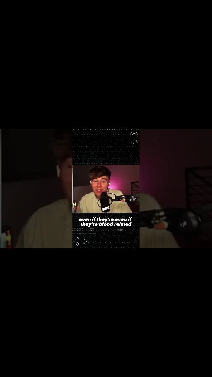 Streamer blaustoise believes that incest isn’t “wrong”