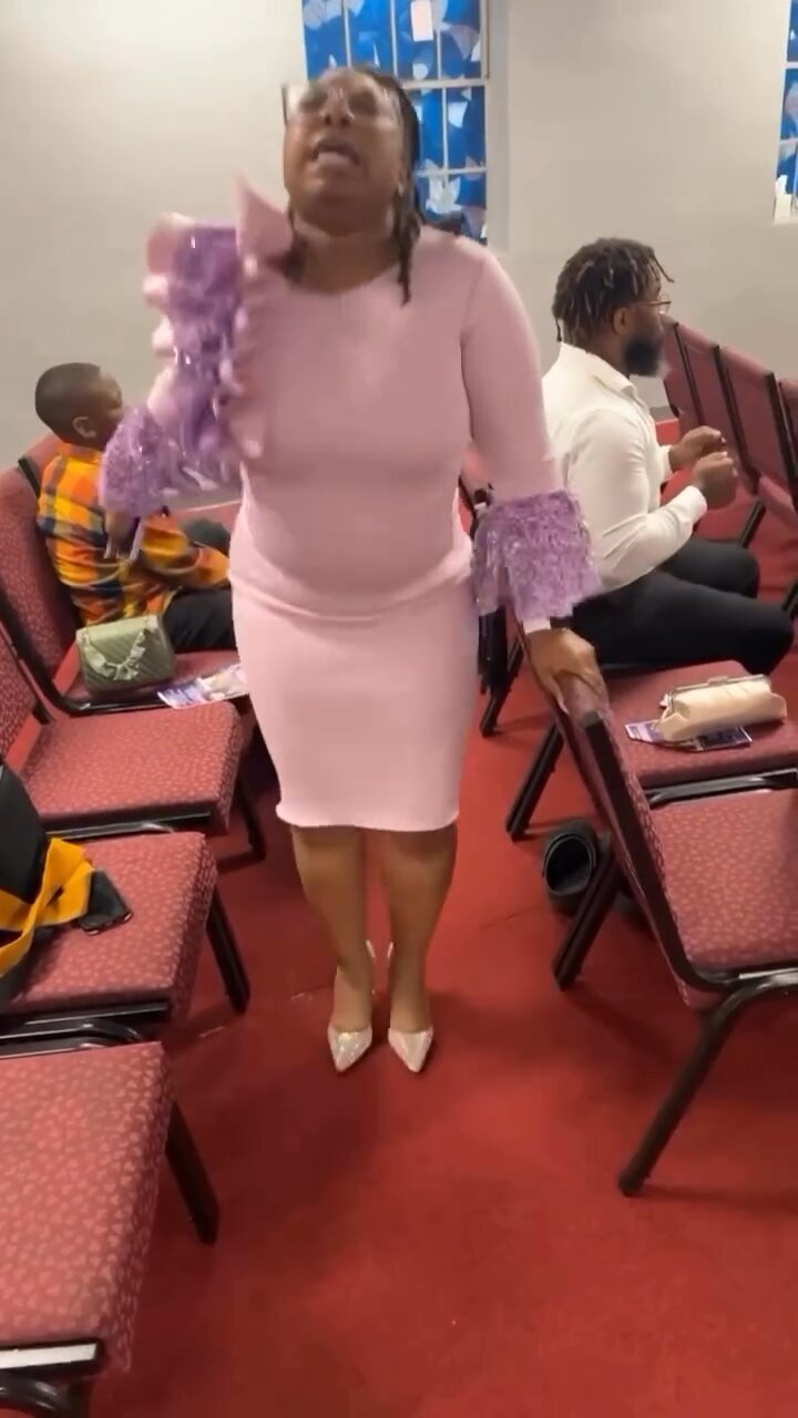 Praise Your Way!! Praise Break! 👠👠