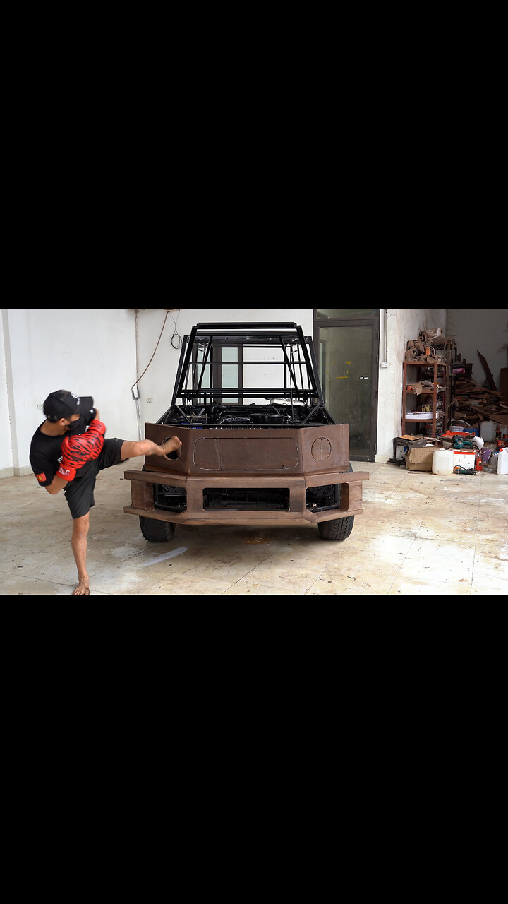 Assemble the wooden frame for the Mercedes G63 AMG Supercar