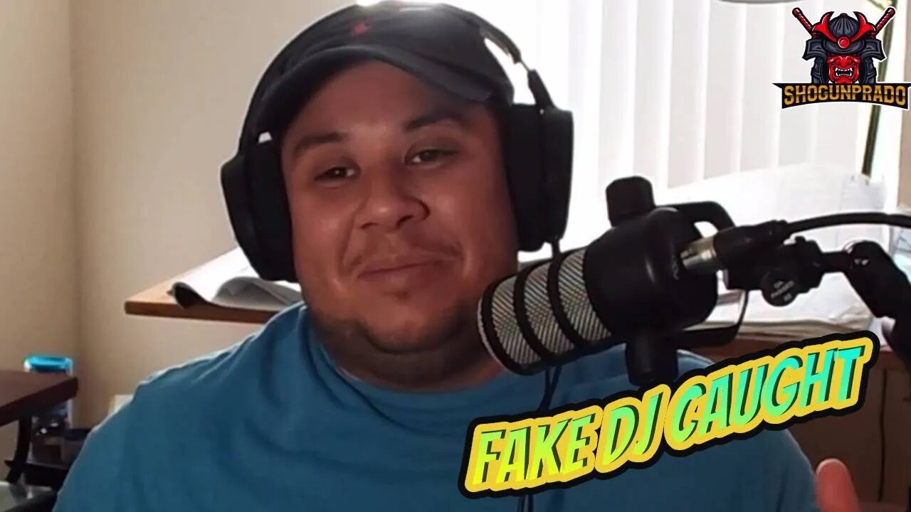 Fake DJ Caught Camera Man Doesn't Realize