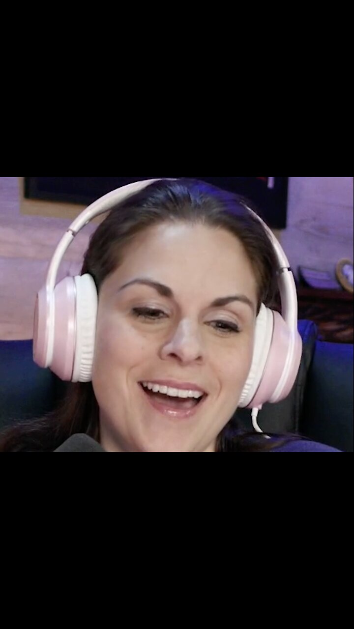 Olivia has a bone to pick with a fan and calls him out live. 😂