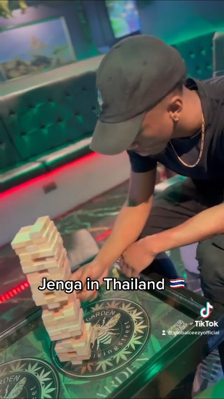 Jenga in Thailand 🇹🇭