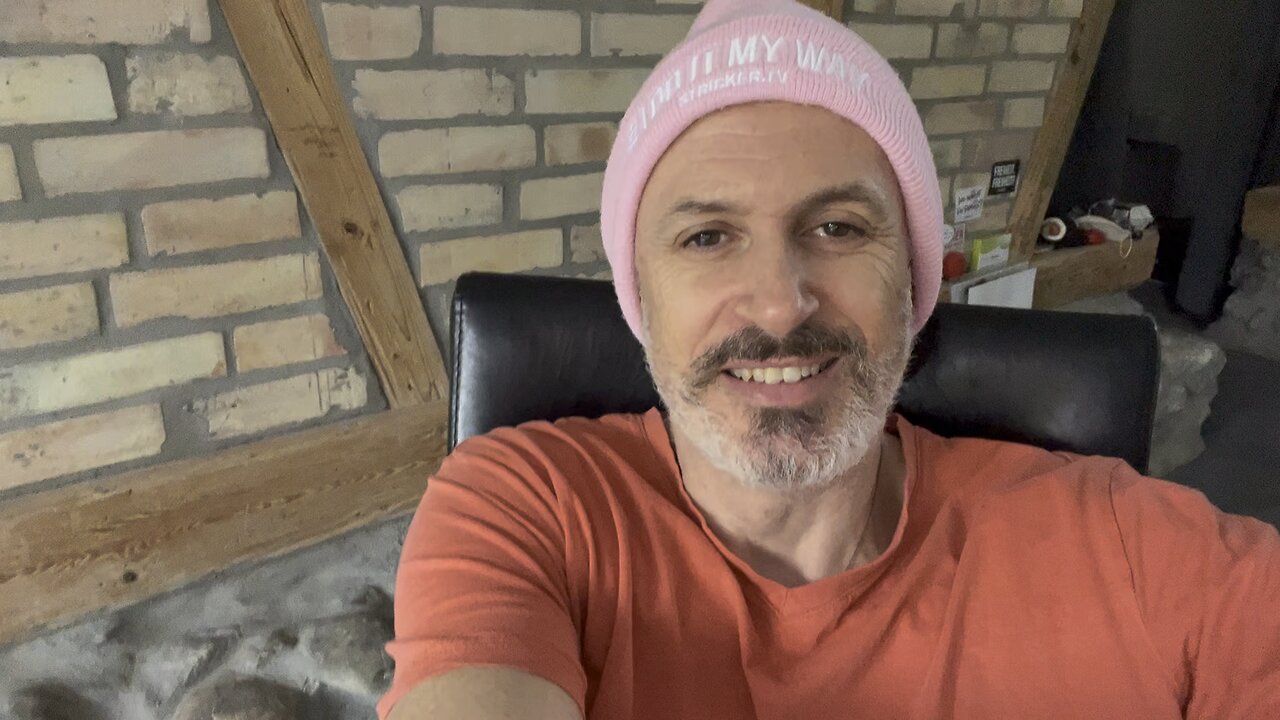 Vladolf Putler angeklagt und ich mit der härtesten Comedy der Schweiz ...