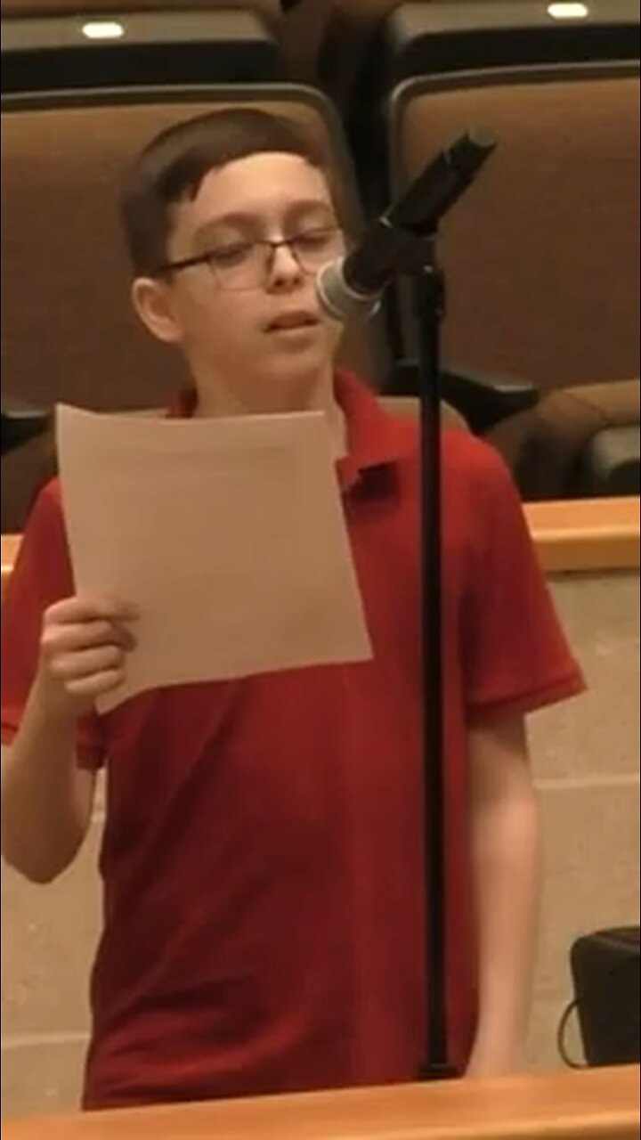 Liam Morrison speaks about the his shirt with 5 words. Like share subscribe