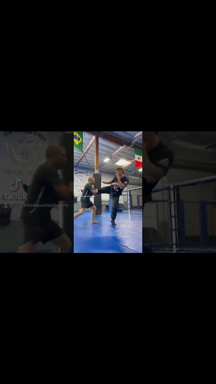 Kick Catch A to Achilles Lock