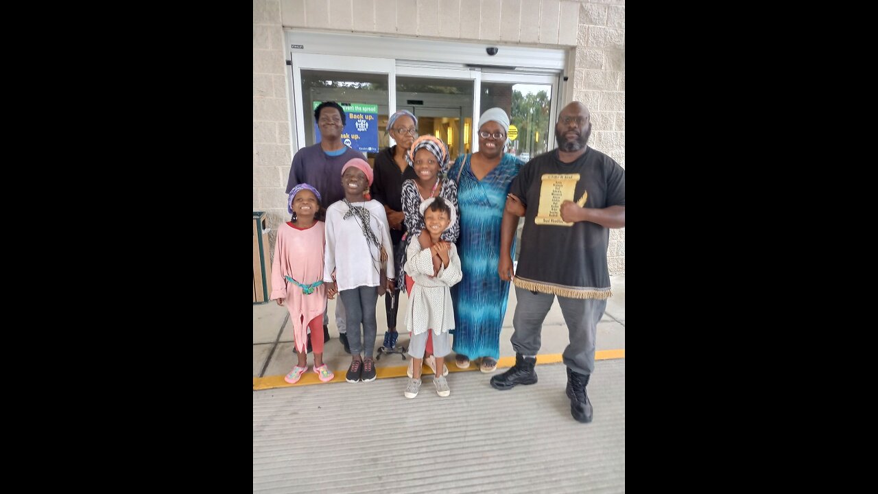 BISHOP AZARIYAH AND HIS WIFE AND HIS CHILDREN ARE BLESSED WITH THE HOLY ...