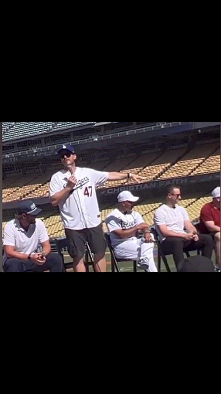 Chris Pratt Speaking at the Dodgers Christian Faith and Family Day