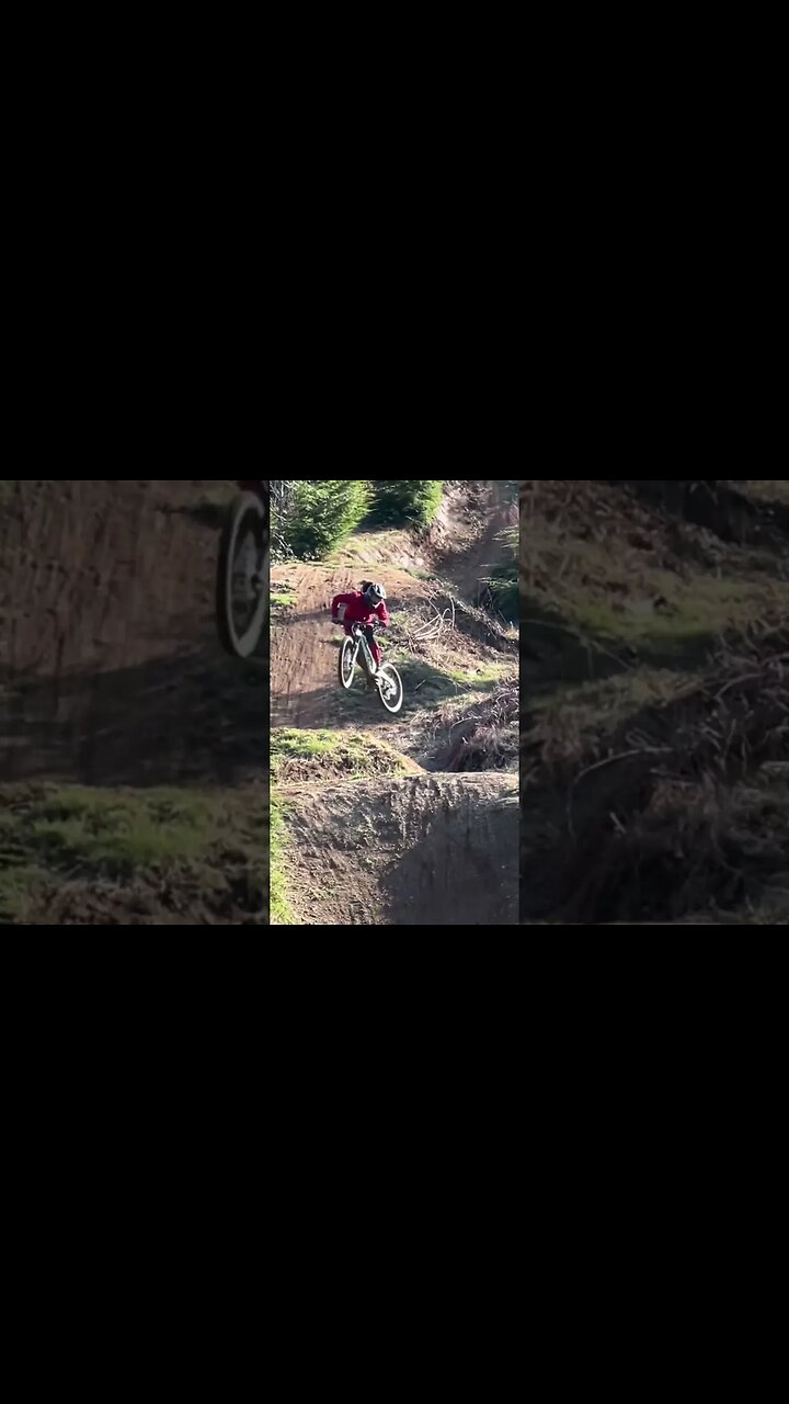 Logging some air miles on the #ibis Oso #emtb during our 2023 Shootout ...