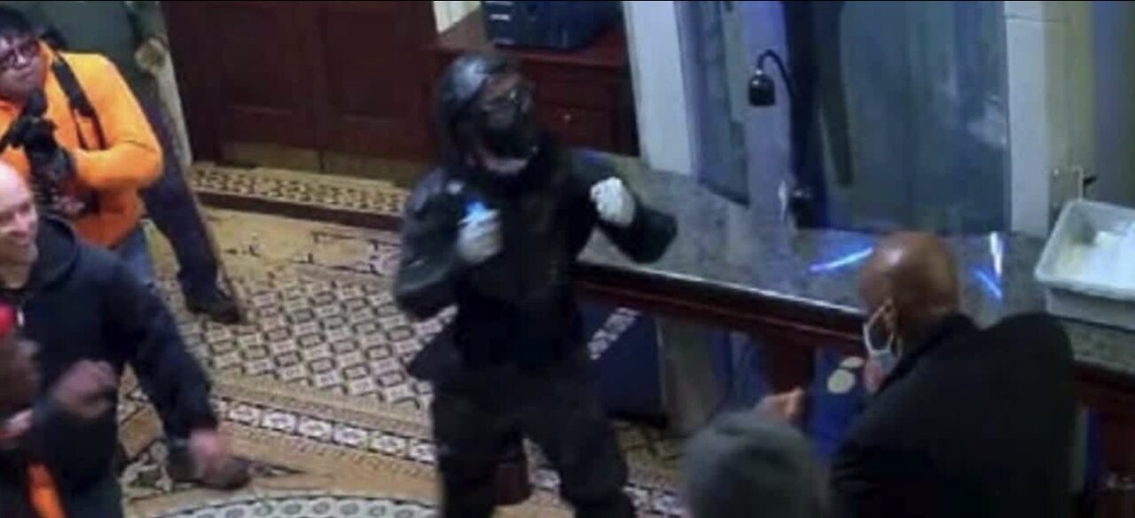 Complaint reveals identity of Las Vegas man allegedly involved in riot ...