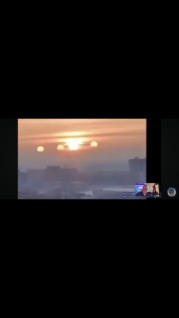 check this out 4 suns in the sky amazing