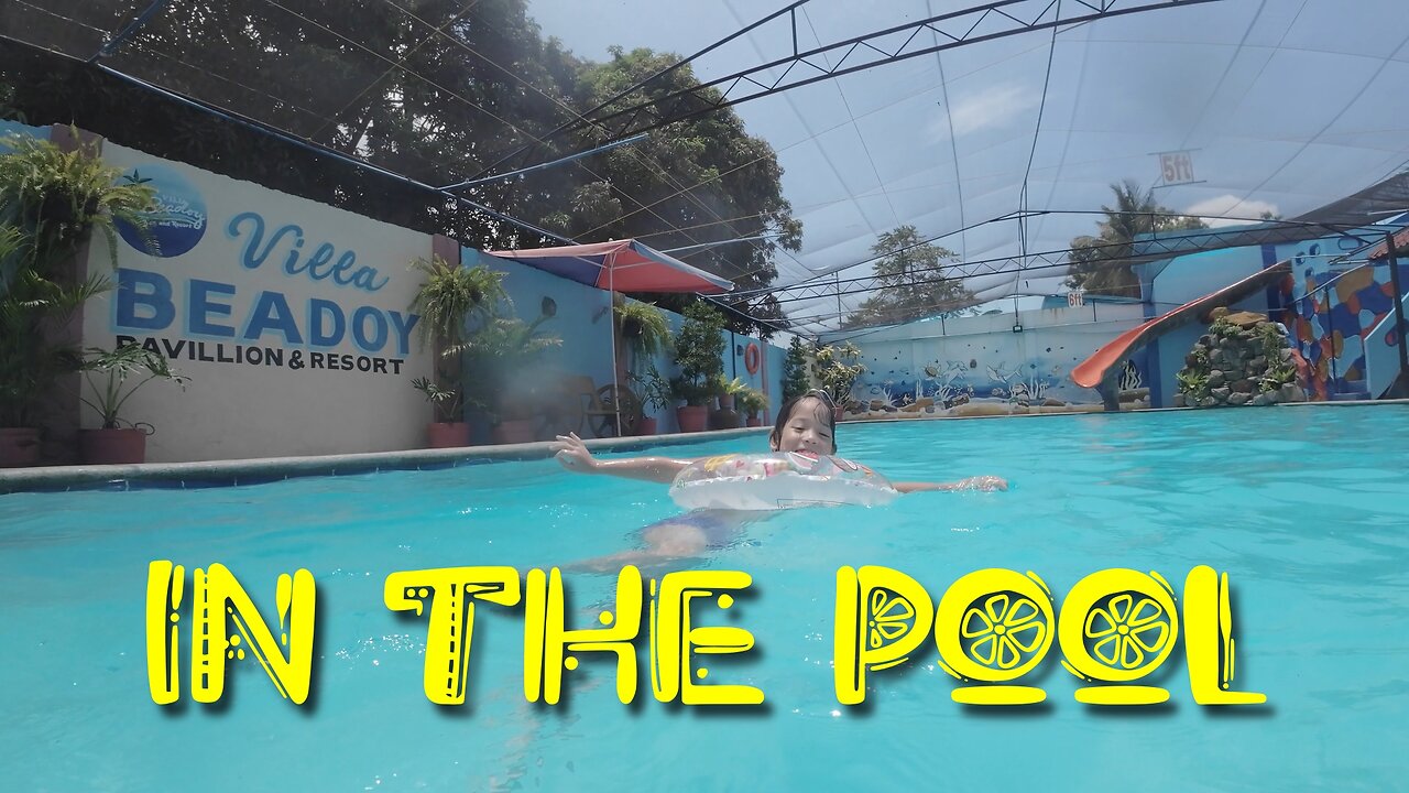 Naya is back - In the Pool