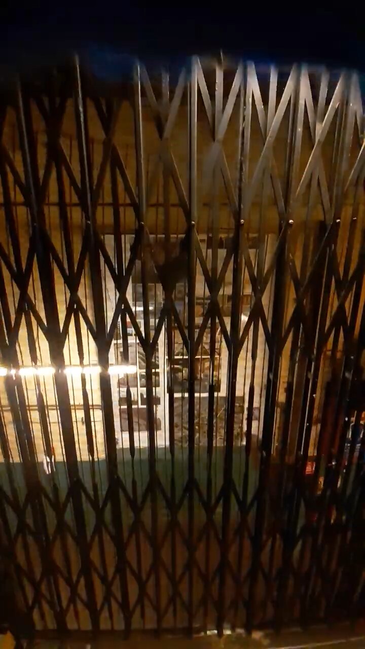 Leigh spinning mill lift