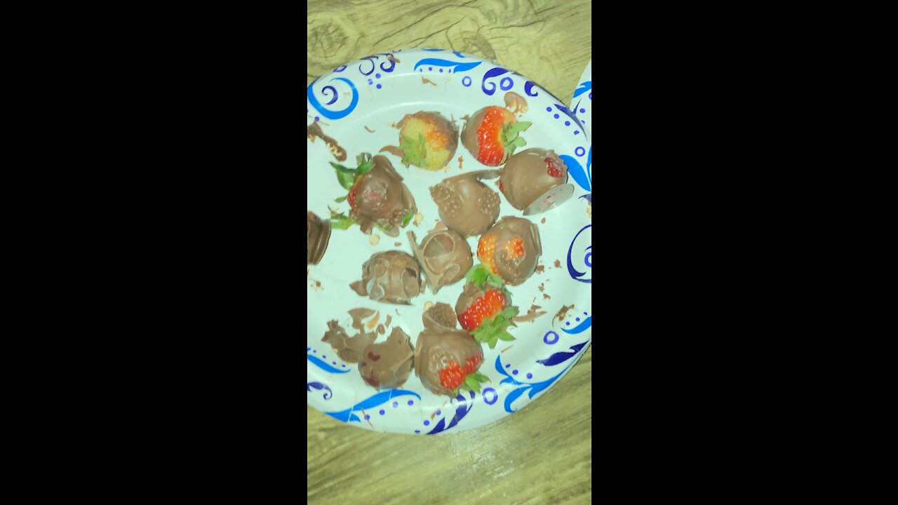 Chocolate Berries Homemade