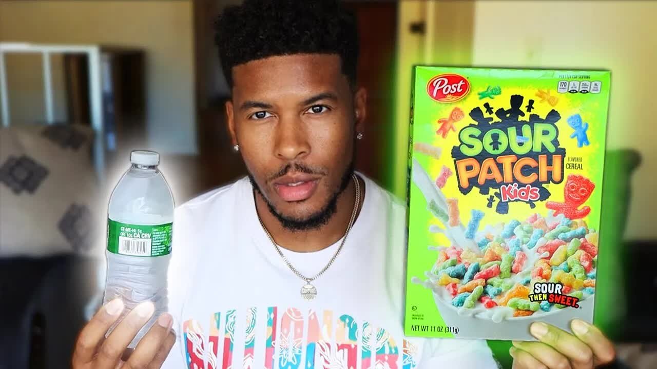 TRYING *EXPIRED* SOUR PATCH KIDS CEREAL (WITH WATER!!) [Low Tier God ...