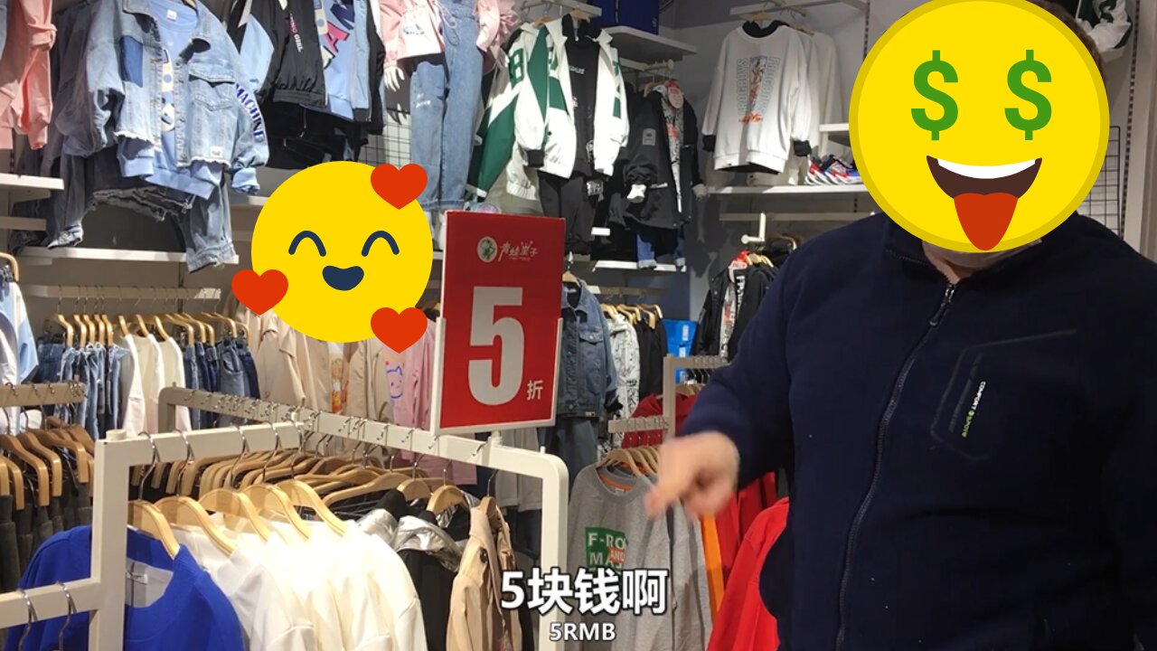 Foreigners Think Clothes Cost 5 Yuan Each Due to Sale Sign, Get a Big ...