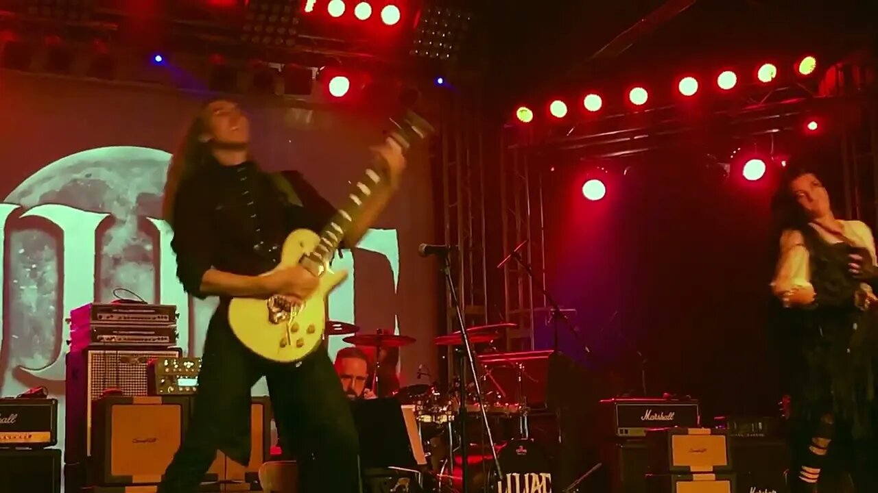 Liliac Live Performance 2021 "Enter Sandman" Metallica Part 2