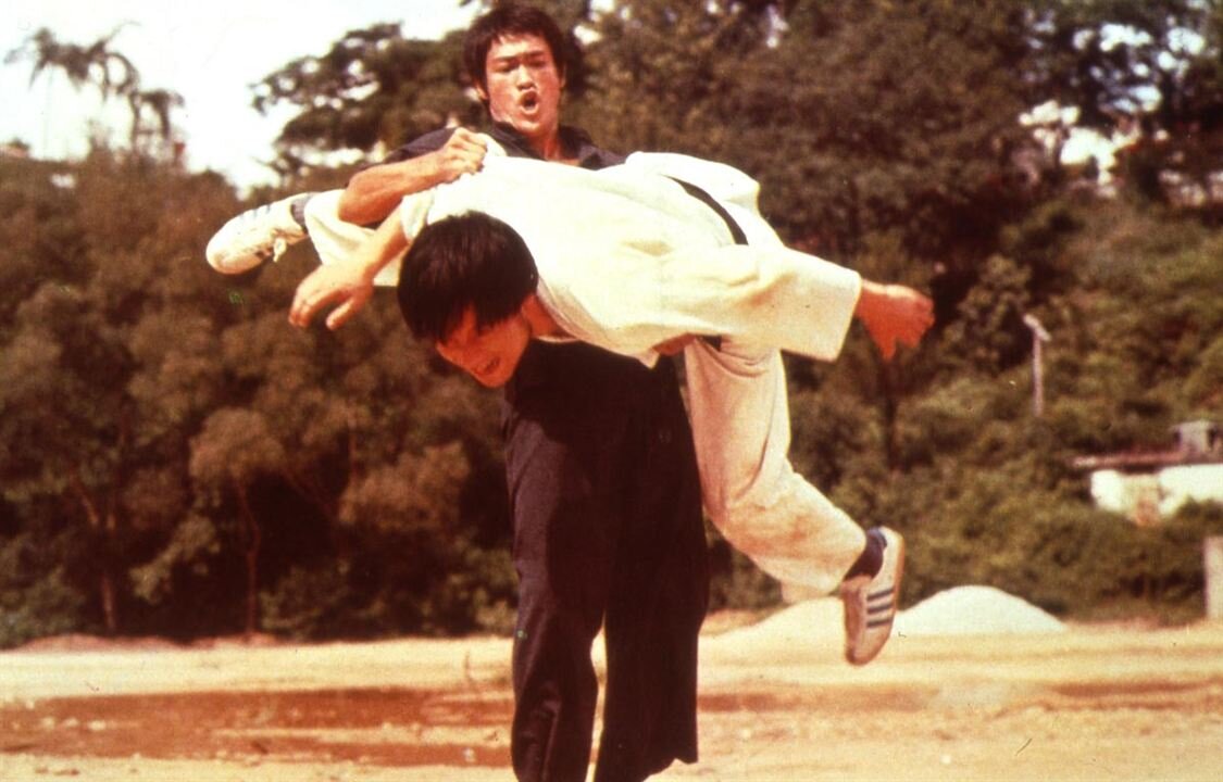 Cross kick Studio Films Bruce Lee vs Japanese Karate guy way of Dragon