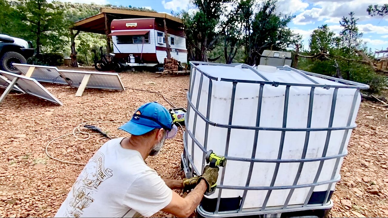 My First Shower In 9 Years - DIY IBC Tote and Reclaimed Wood Shower Project
