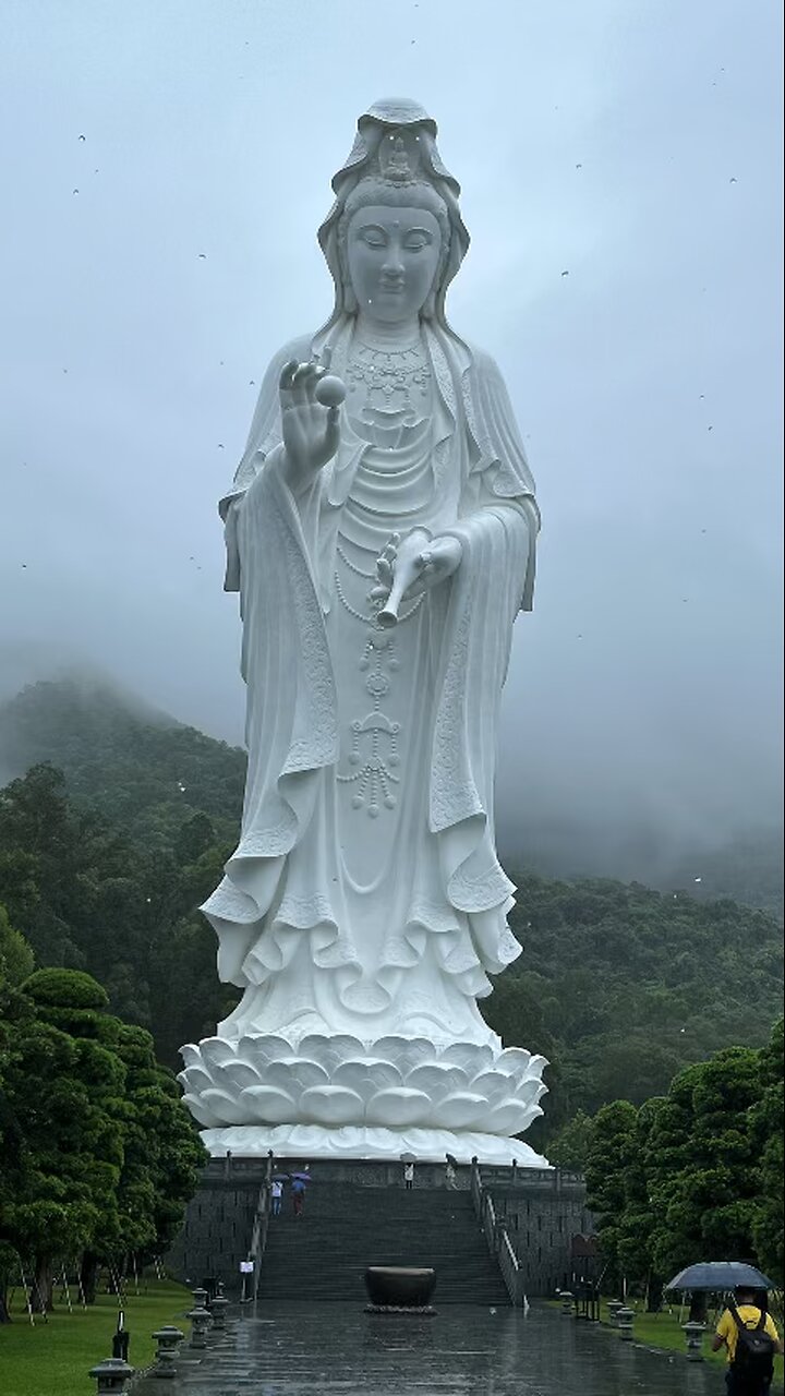 Hong Kong Tsz Shan Monastery visit
