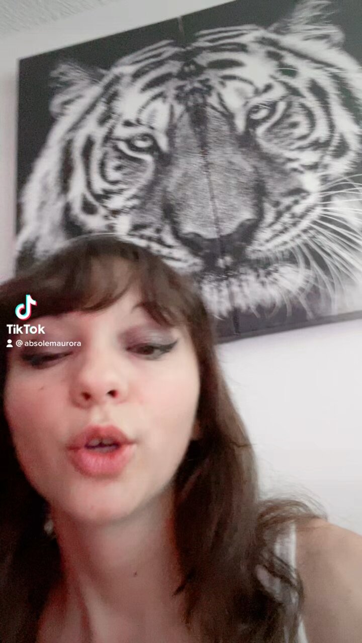 Trying to get to 100 to go live here from twitch