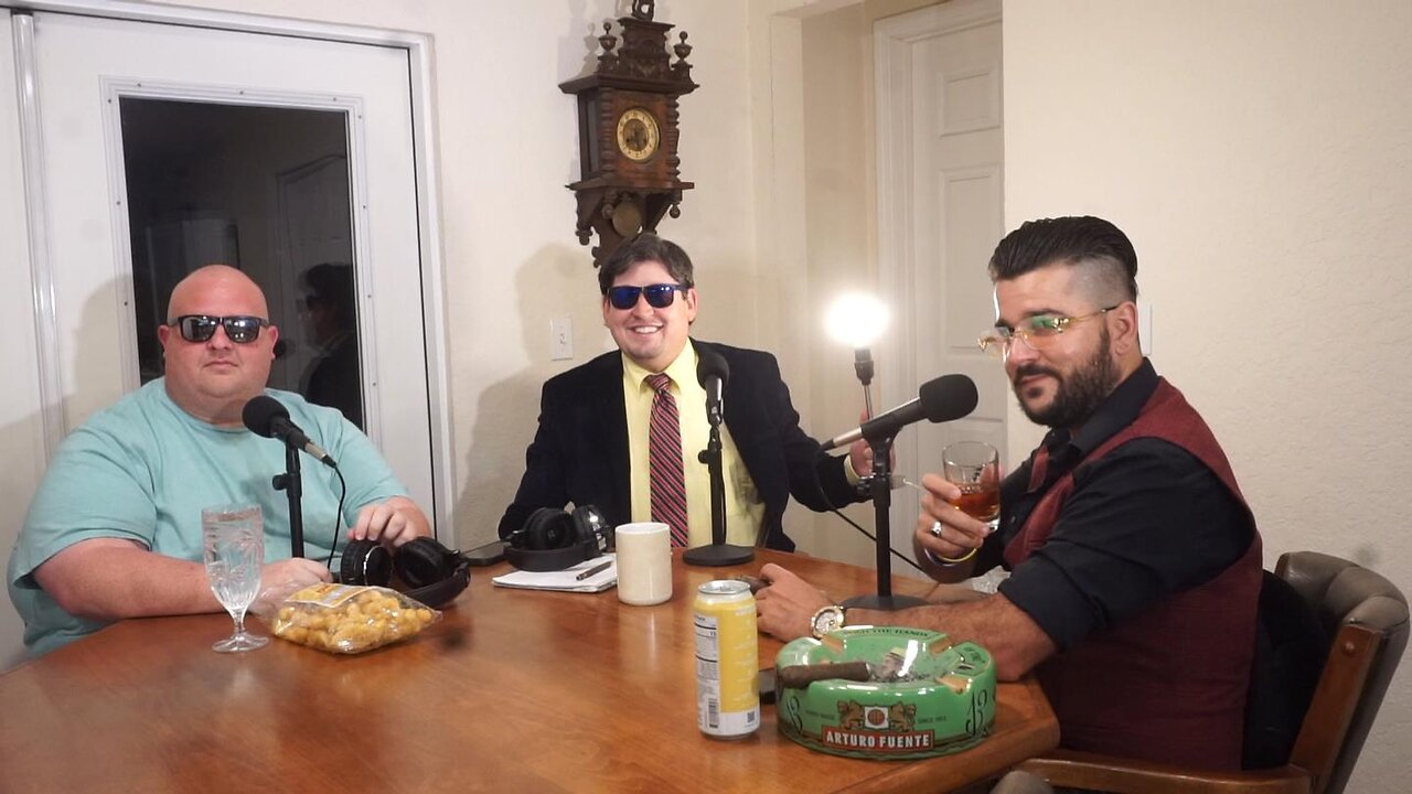 Episode 12: Old School Podcasting, Pop Culture, Storytelling, & Walt ...