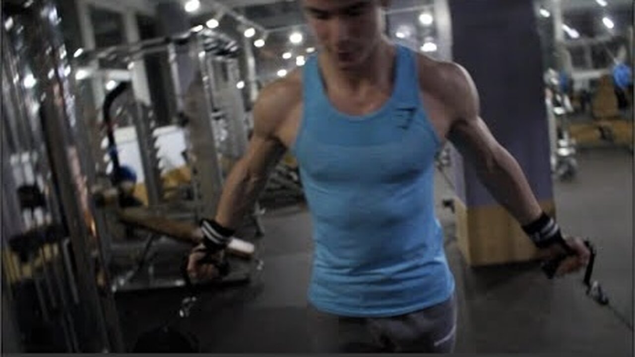 16 Year Old BodyBuilder | Day In The Life #1