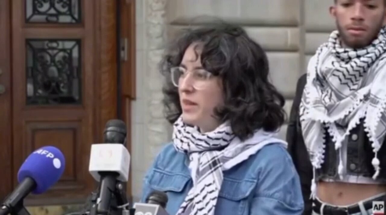 Clueless college students demand food, after shutting down school for ...