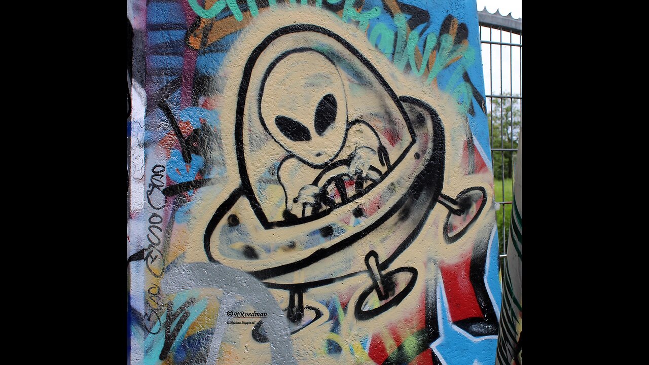 Tall Aliens Attacking Peru Psyop? / Are Lawyers Soul Sucking Creatures ...