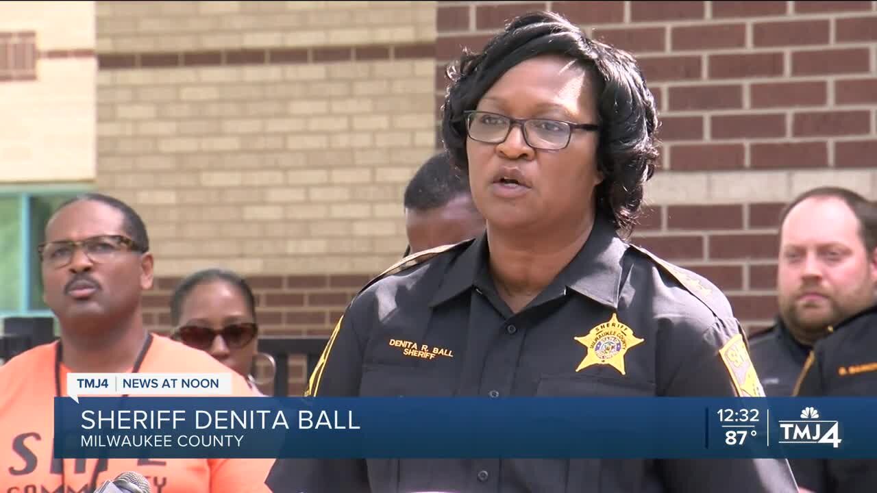'No child should be carrying a firearm': Milwaukee chief, sheriff, OVP ...