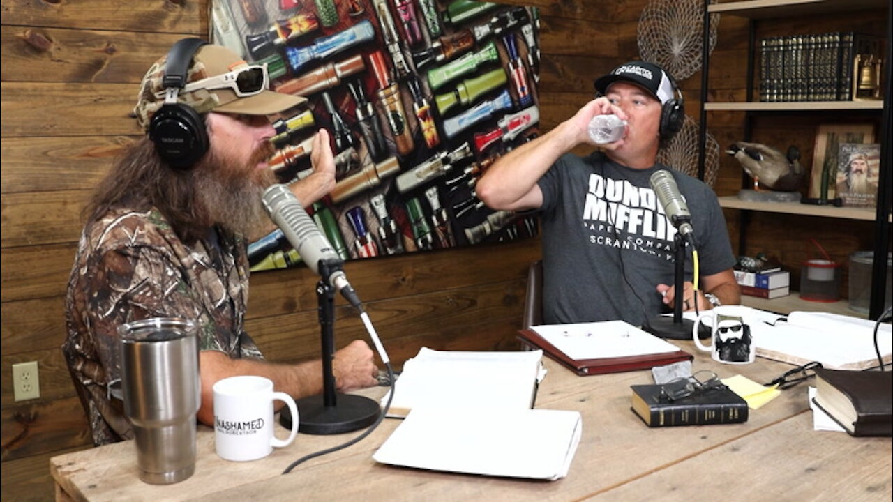 Jase's Blood Is Boiling, Phil's Problem with Church Buildings, and Al's ...