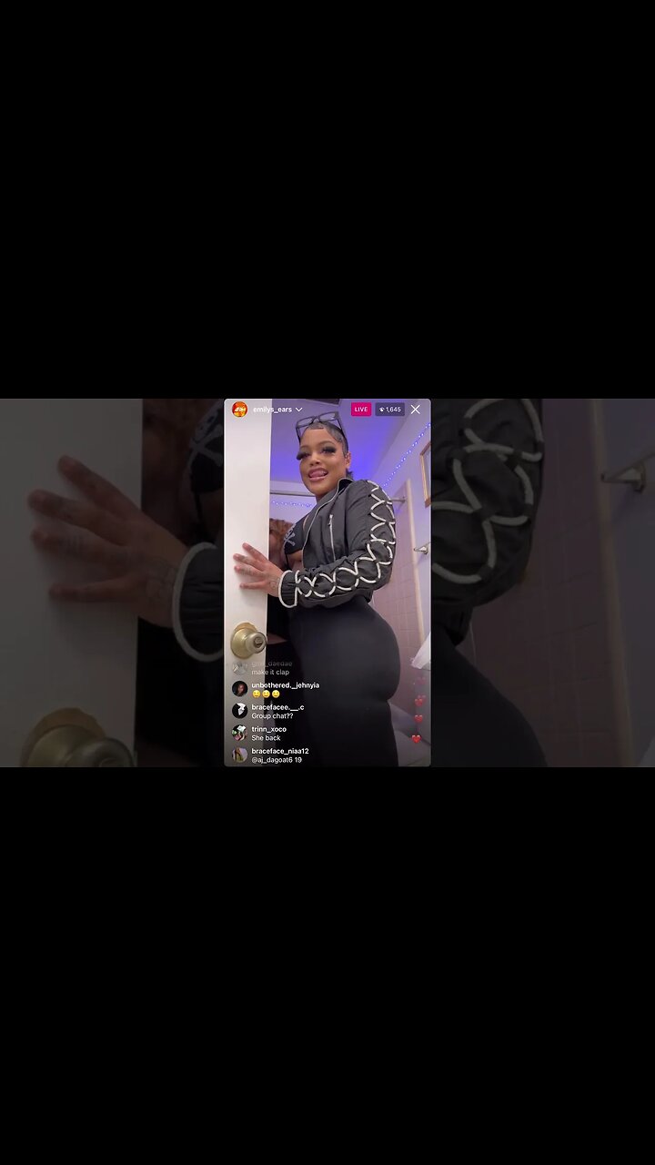 EMILY EARS IG LIVE: Emily Ears & Jayde Shows Off Their Looks Before ...