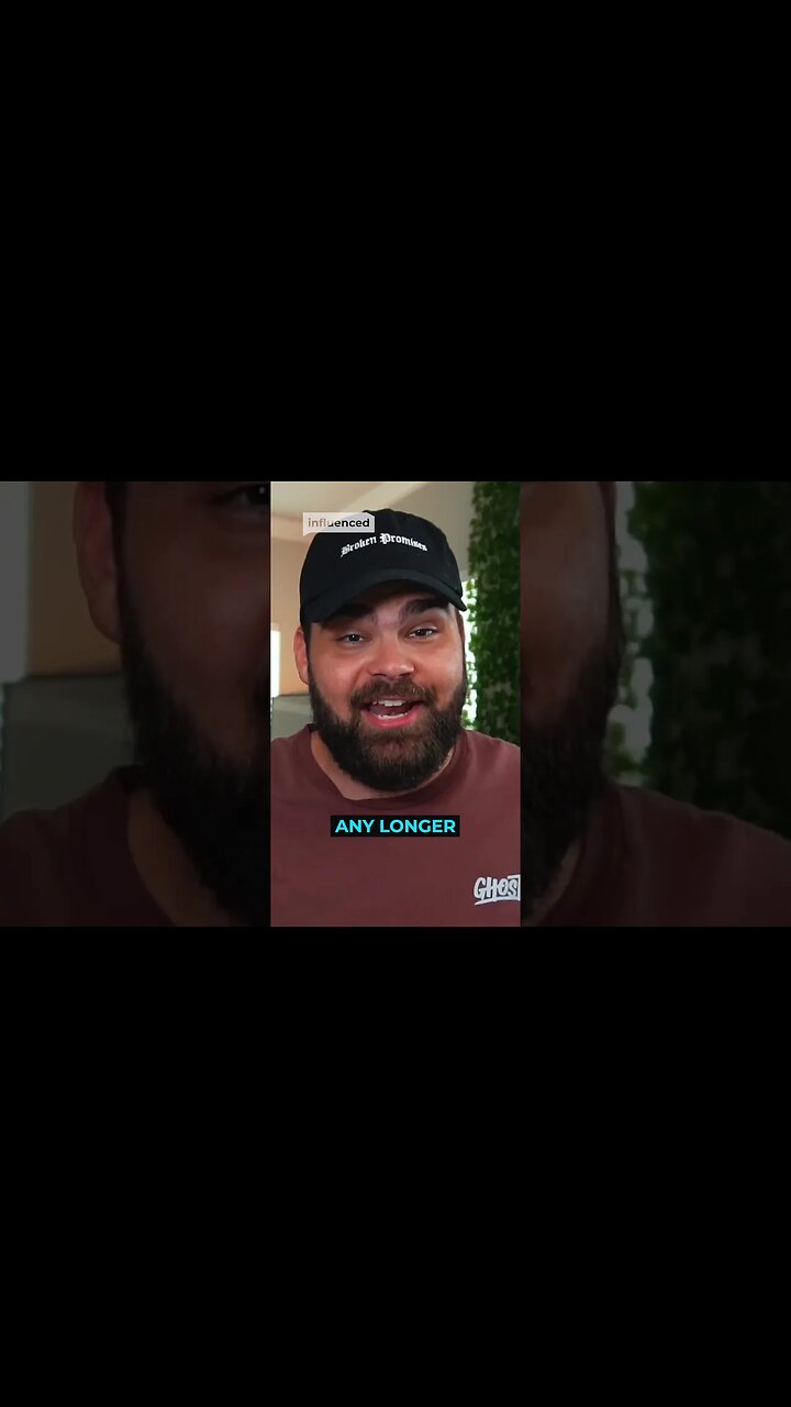 Adriana Chechik ATTACKS Amouranth?!