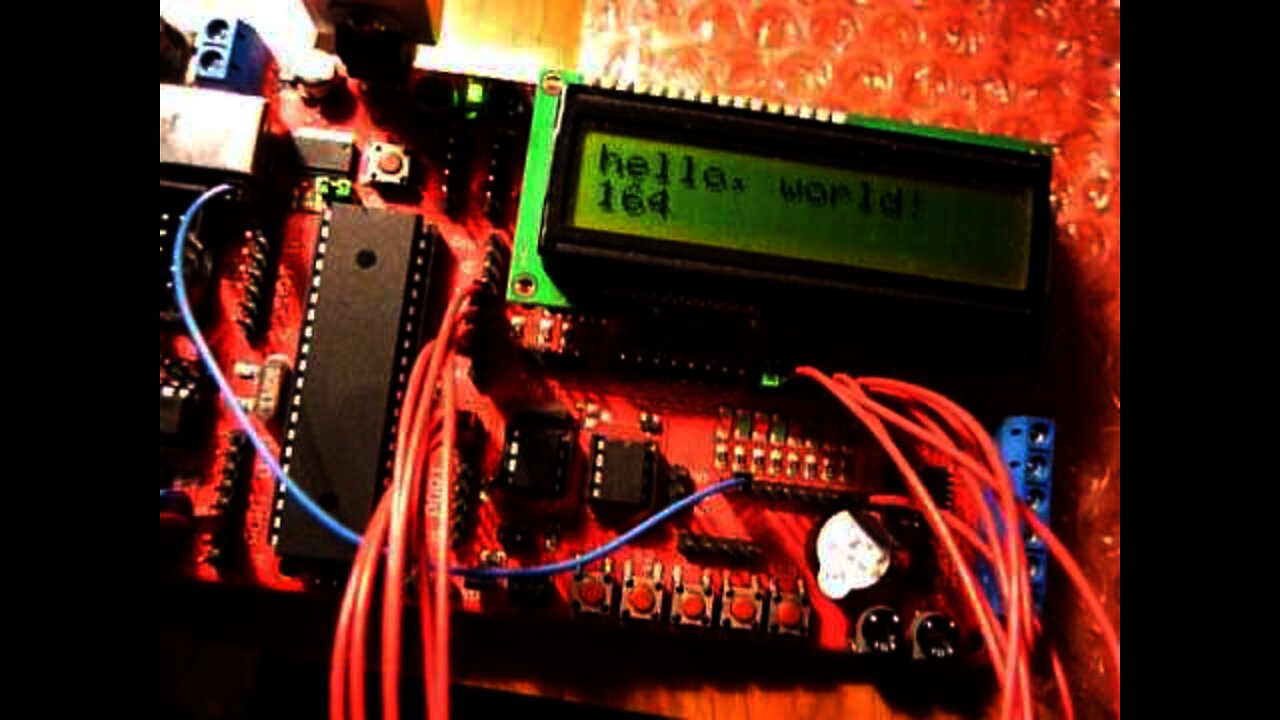 Hello World! LCD with Arduino Hello World! LCD with Arduino