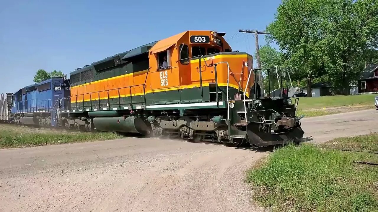 2 Railfans Join Me Filming E&LS Switching Today! #trains #trainvideo ...