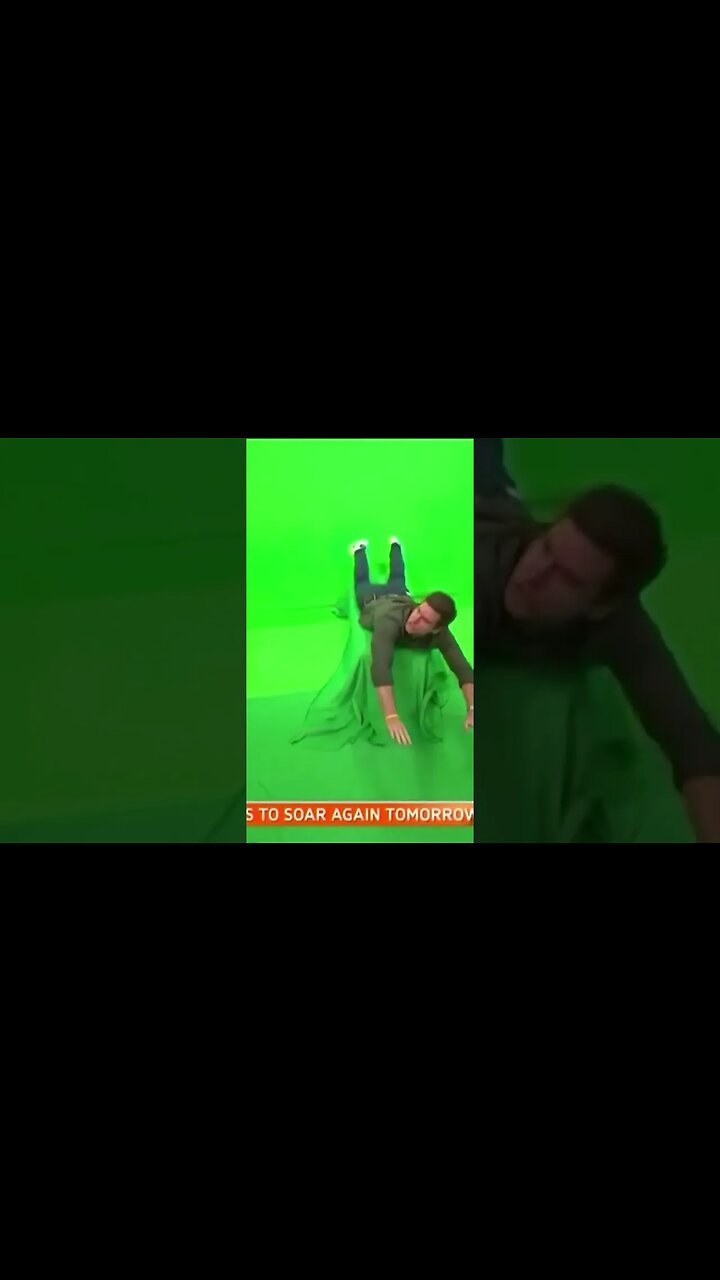 How to fly on Green Screen at Screenwise with Sam Mac on Sunrise on 7 # ...