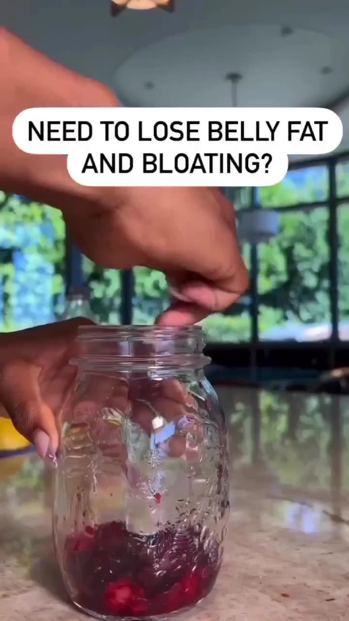 Fill up your mason jar (20-24 oz) water