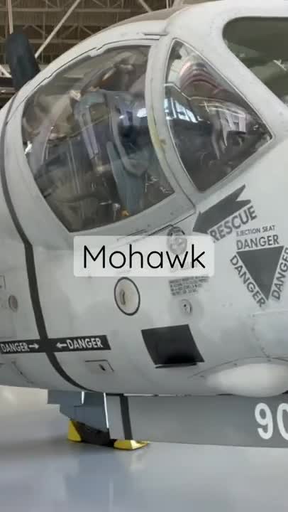 mohawk airplane
