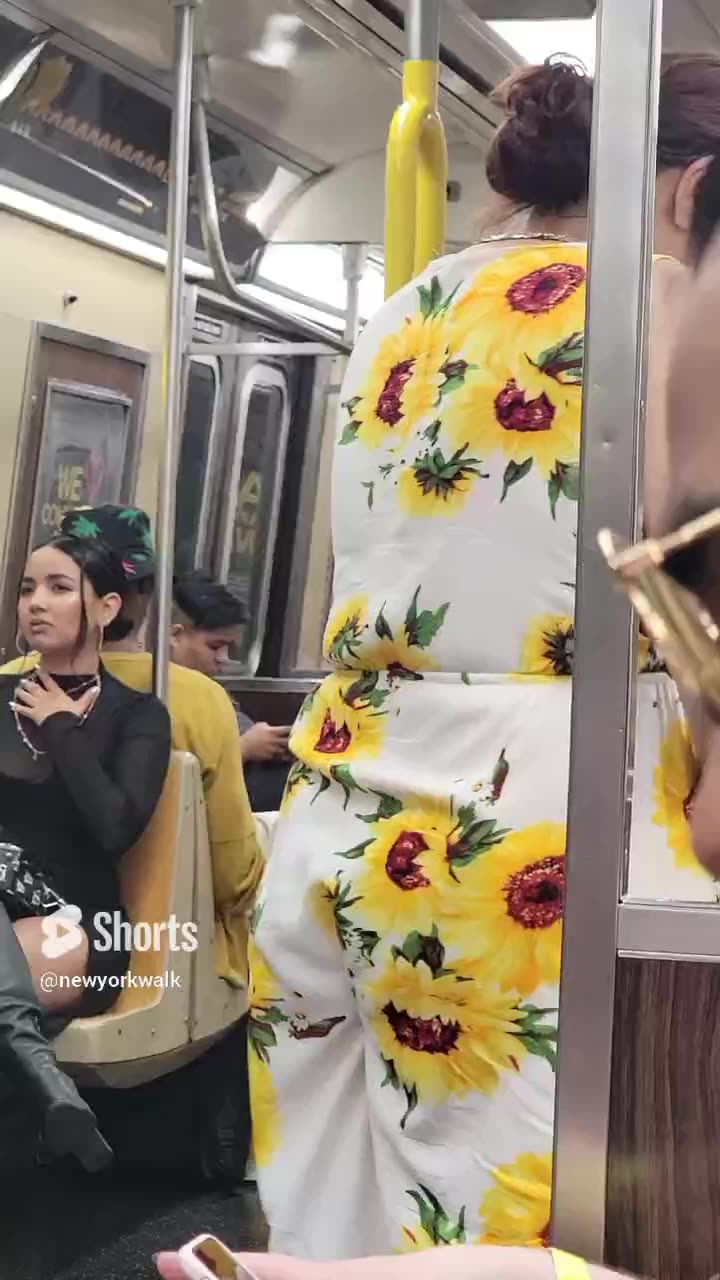 "Exploring Beauty and Diversity: Girls in the New York Subway"