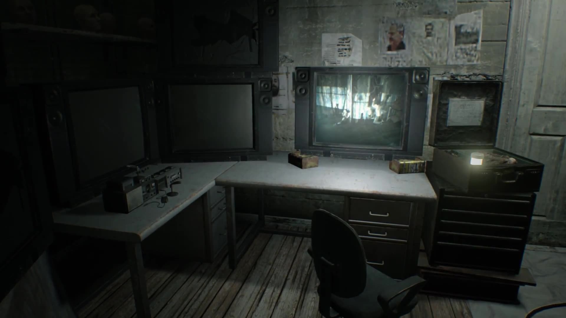 Resident Evil 7 - Testing Area Ethan Party Room Puzzle Sequence, Lucas ...