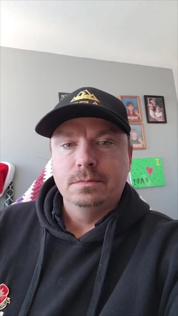 221111 Chris with a Remembrance Day message