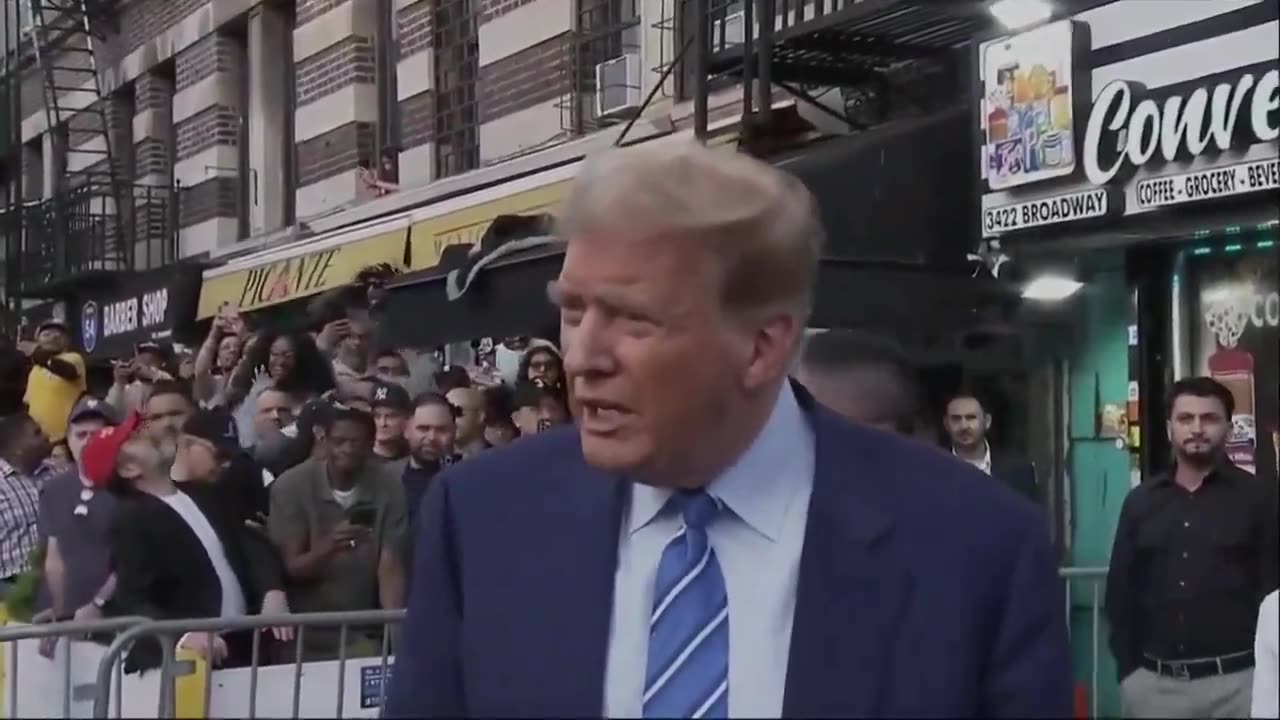 President Trump visits Harlem Bodega greeted with Trump Cheers & "4 ...